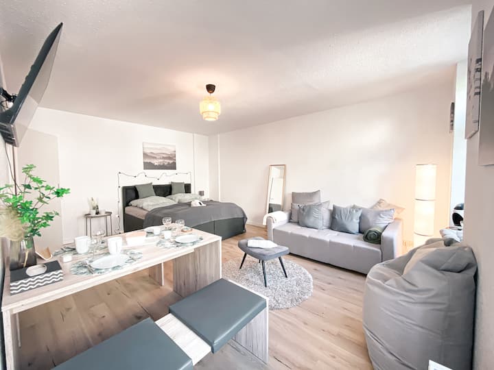 Zentrales Apartment Mit Tv, Küche Und Mikrowelle - Kapellenberg