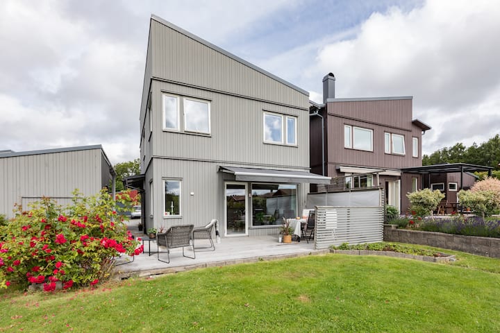 Modernt Hus I Bohuslän - Kungälv