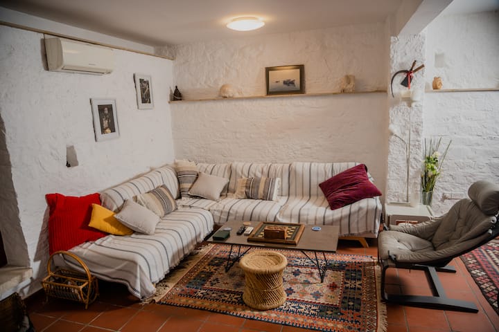 4 Bedroom Villa In Foinikaria Limassol - Cyprus