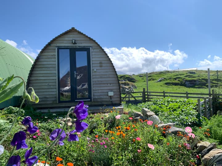 Coastal Garden Cabin - Outer Hebrides