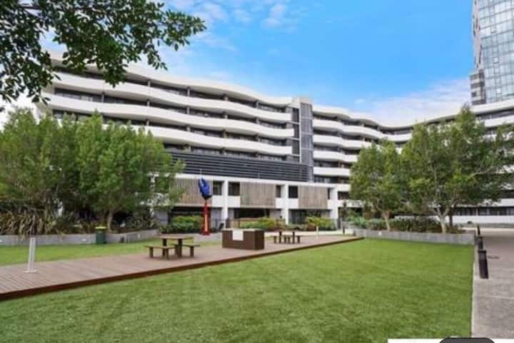 Melbourne Partition Individual Room/single Bed - Melbourne