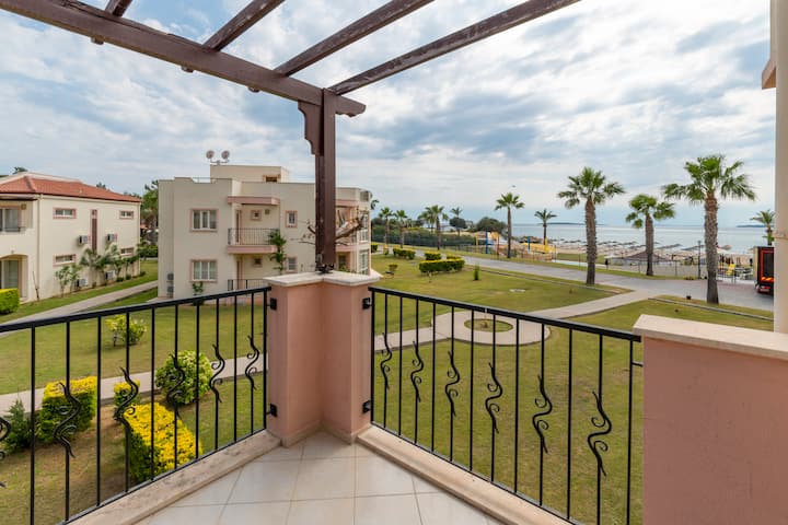 Eros 38, Apollonium Sitesi - Altınkum