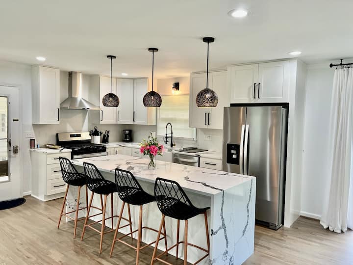Casa Lavista Modern Home In Decatur - Stone Mountain