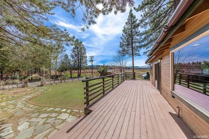 Lake Tahoe Meadow Paradise! - South Lake Tahoe, CA