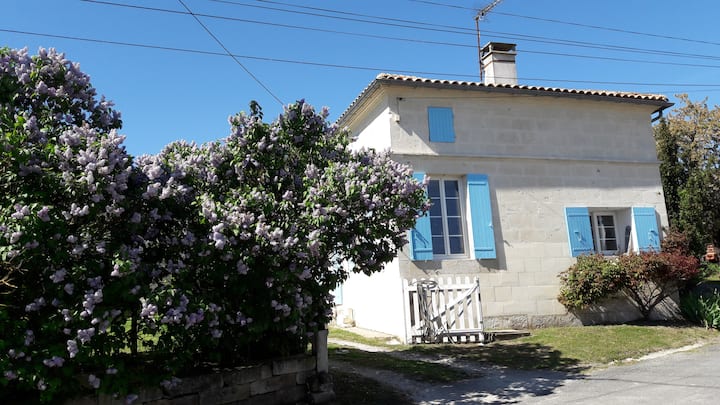 Fontclair - Maison De Charme Jusqu'à 5 Personnes - Château de Beaulon