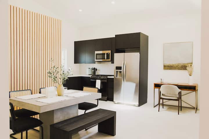 Luxe Parkside Guesthouse Near Dtla - Monterey Park, CA