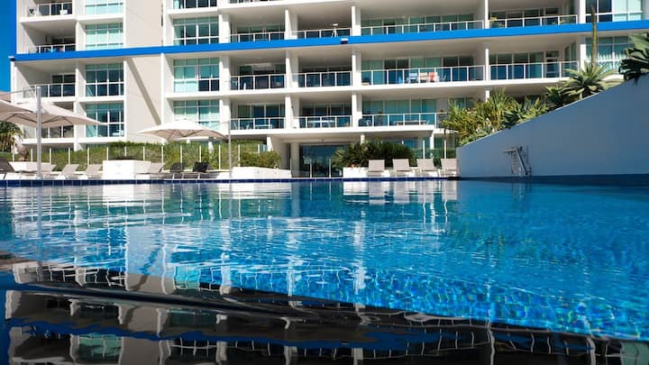 Three Bedroom Apartment @ Kirra Surf! - Coolangatta