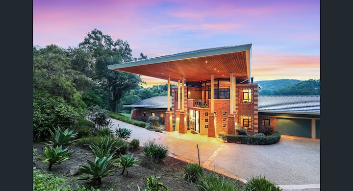 Mirage Riverside Estate - Gold Coast