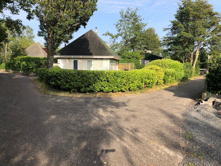 Fijne Vakantie Woning Met Mooie Tuin. - Ouddorp