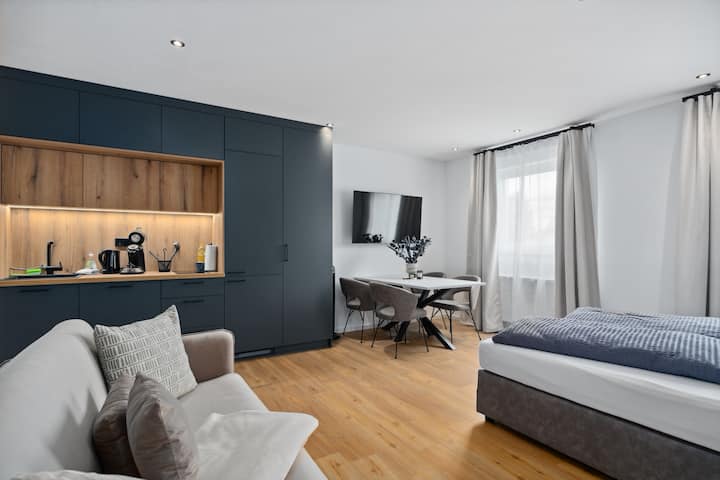 Anytime: Rohrbach Apartment In Friedrichshafen - Friedrichshafen