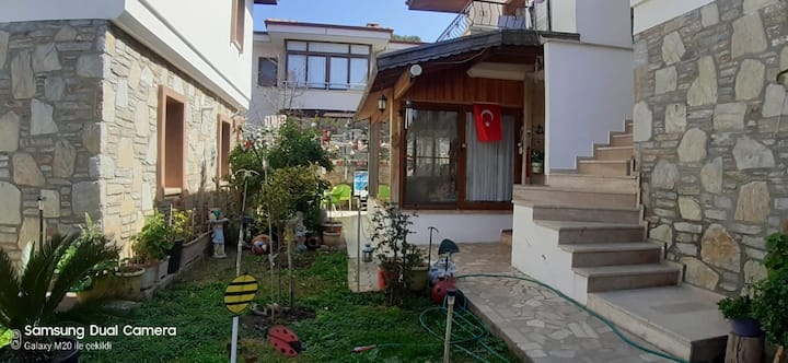 Datça Da 2+1 Aylık Kiralık Ev - Datça