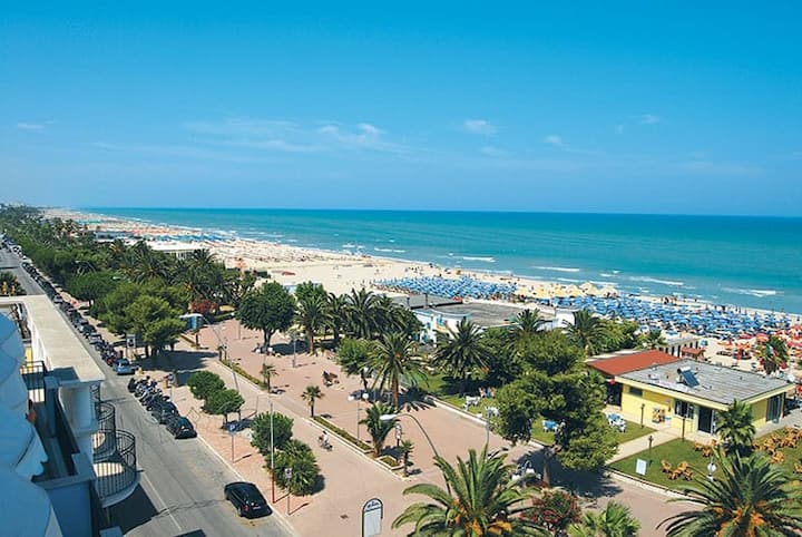 Bilocale Centrale 80 Mq, Con Terrazza Abitabile - Tortoreto