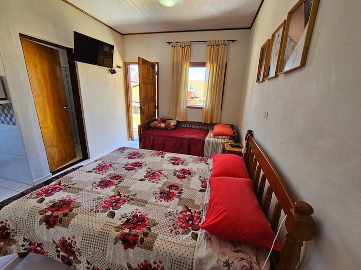 Suíte Completa Próximo A Fábrica Baden Baden - Campos do Jordão