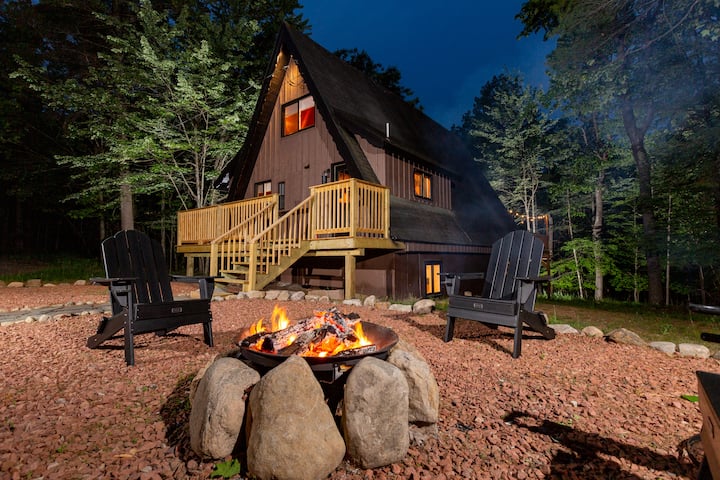 Adirondack A-frame 4bd-2ba: Ski/hike/bike & More - Adirondack Mountains