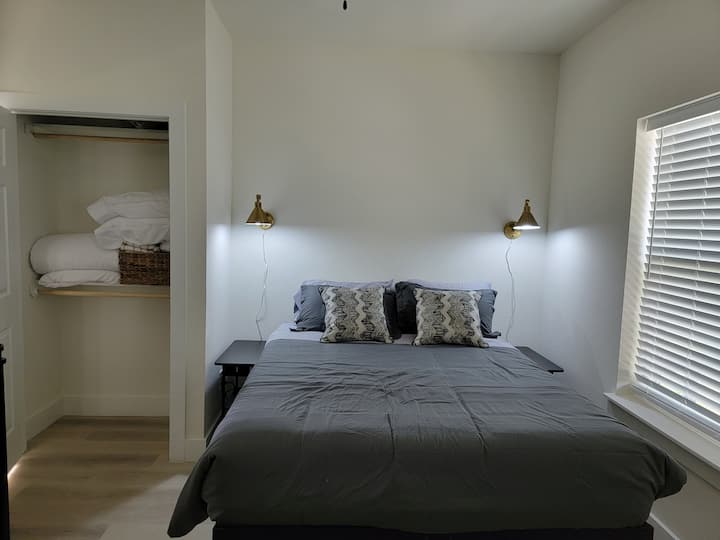 Cozy Heights Studio - Northside - Houston