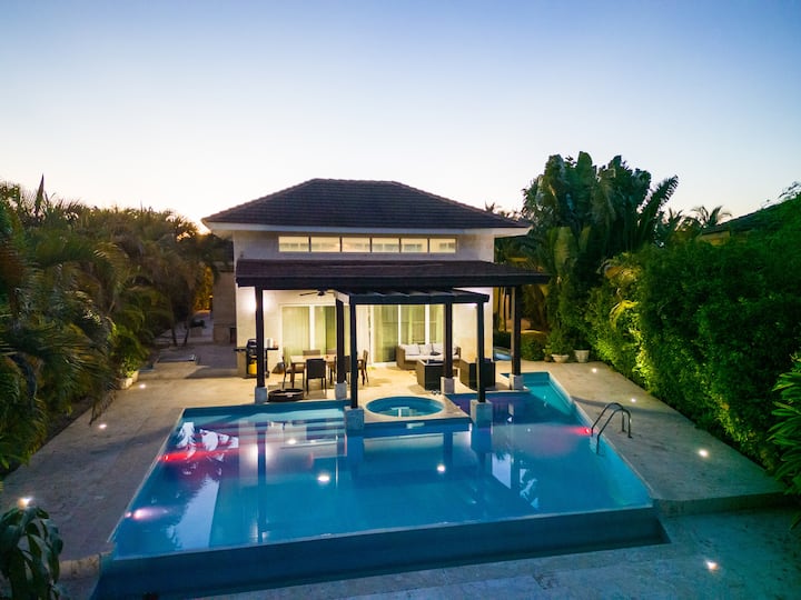 Villa Moderne Avec Piscine Privée & Vue Golf - Punta Cana