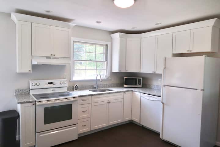Allentown Home | Dorney Park | 3 Bedroom - Meteor, Allentown