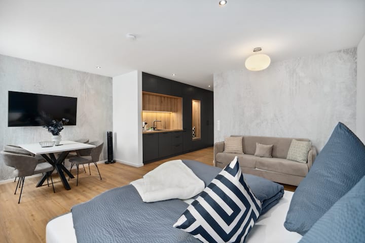 Anytime: Deluxe 3 Apartment In Friedrichshafen - Lac de Constance