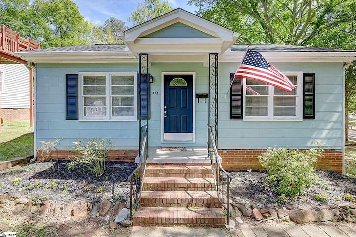 Little Old House | Great For Longer Stays - Spartanburg, SC