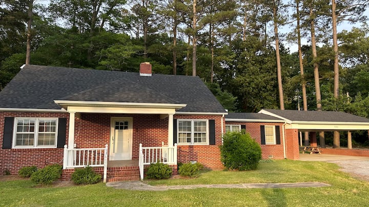 The Huntsman Lodge - Murfreesboro