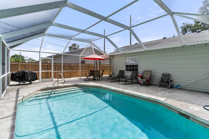 Central Sarasota Family Home W/ Heated Pool! - Sarasota