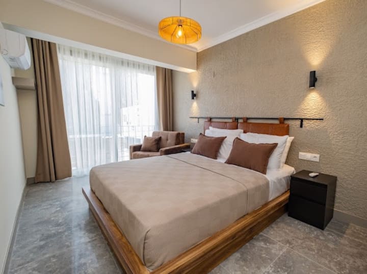 Corner Suit-101 - Foça