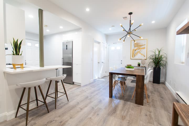 Stylish 2 Bedroom Oasis - Super Close To Nyc - Weehawken