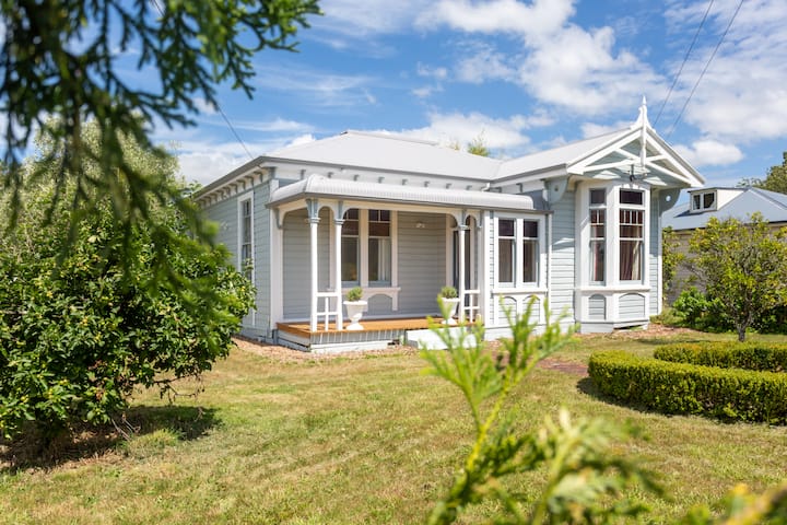 Villa On Main, Greytown - Greytown
