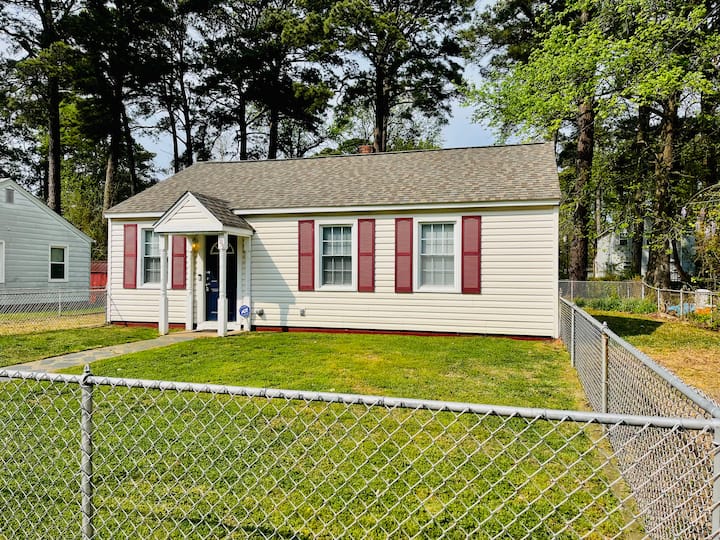 Cozy And Comfortable Rental - Hampton, VA