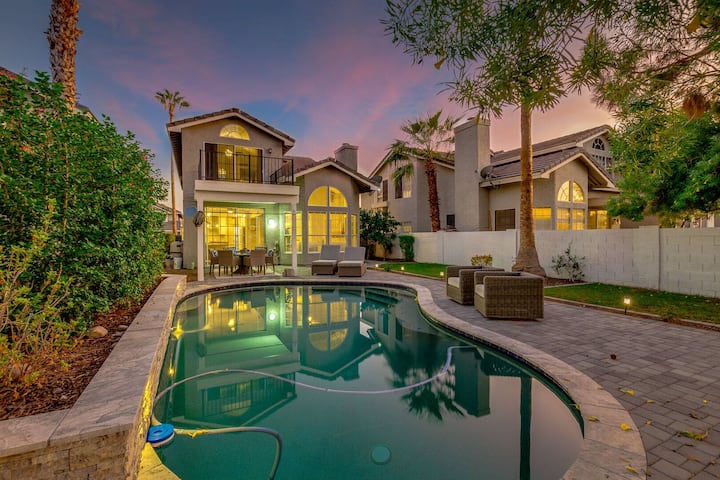 Corporate Retreat On The Lake In The Desert - Chandler, AZ