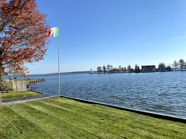 Lakeside Getaway - Sault Ste. Marie