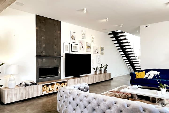 Luxurious Venice Beach Oasis Modern Home - Santa Monica, CA