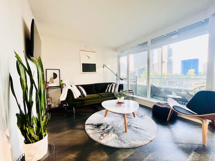 Bright And Modern Yaletown Condo - Vancouver