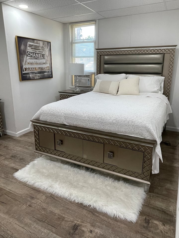 Charming 1 Bd- Pet Friendly - Bethel, PA