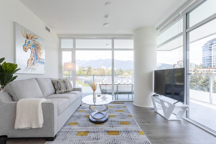 Contemporary Haven In West Van - North Vancouver