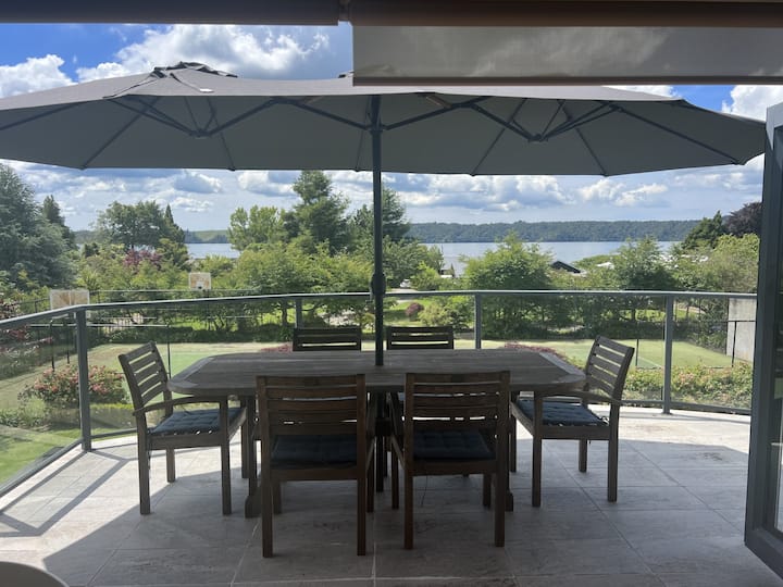 Holiday Home In Lake Rotoiti - Bay of Plenty