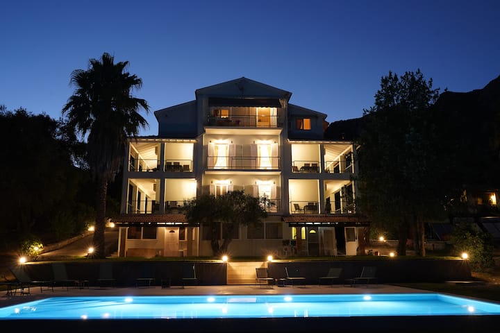 Antama Apartments. - Corfu