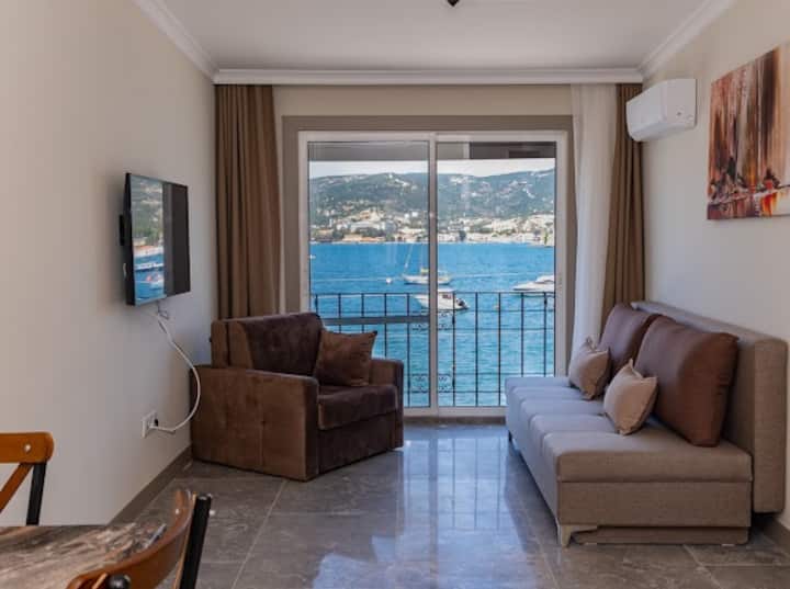 Deluxe Suite, Deniz Manzaralı 5 Kişilik - Foça