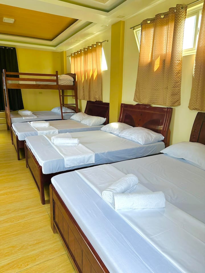 Home In Lian Batangas - リアン