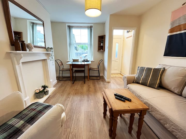 Arenig Cottage, A Snowdonia Retreat Near Lake Bala - 발라