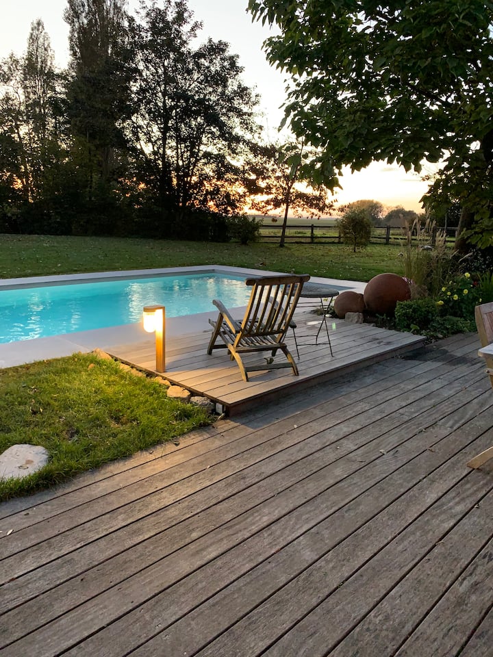 Chambre à La Campagne. - Thuin