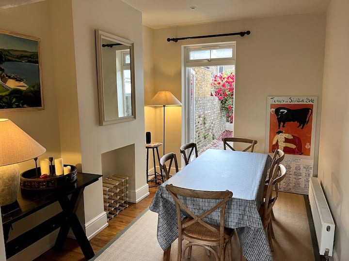 Victorian Cottage Near Notting Hill & Queens Park - London