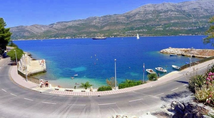 Spacious Apartment With Balcony And Sea View - Korčula