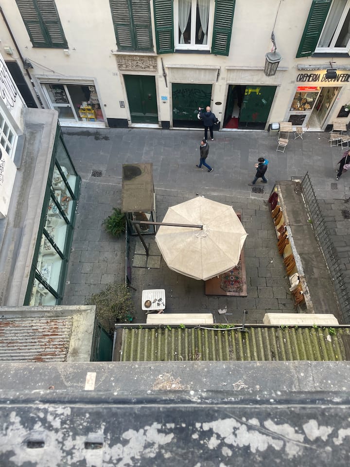 Appartamento Centro Storico.
Vico Casana 1. - Genoa