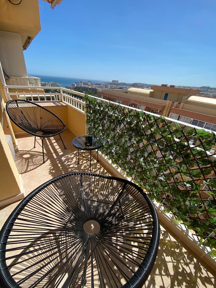 Apt. C/espectacular Vista, Piscinas, Recep. 24 Hs - 貝納爾馬德納