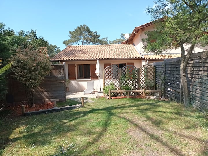 Agréable Maison Mitoyenne Avec 2 Chambres 11fel - Lacanau