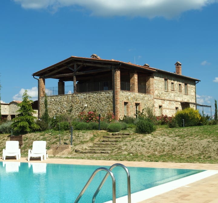 I Savelli - Bilocale Con Patio Vista Giardino - Pienza