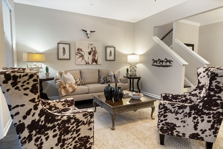 Gm-ultium Executive Townhouse "The Ranch" - Columbia, TN