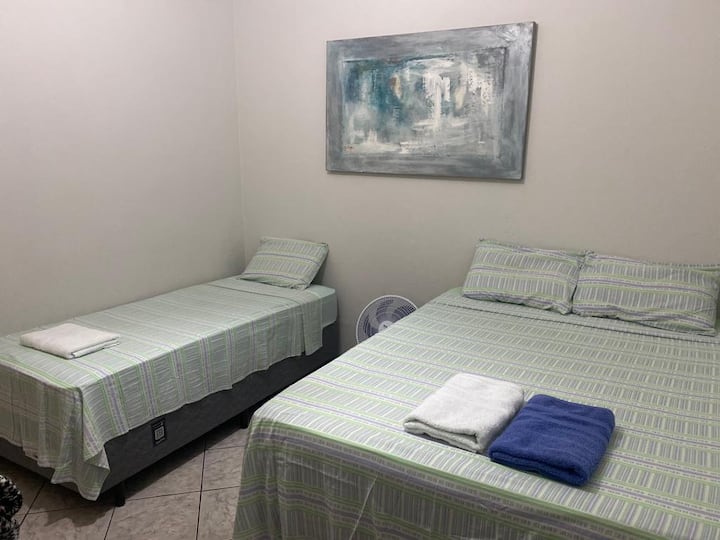 Apto. (Térreo) Para 8 Pessoas Próximo A Basílica - Aparecida