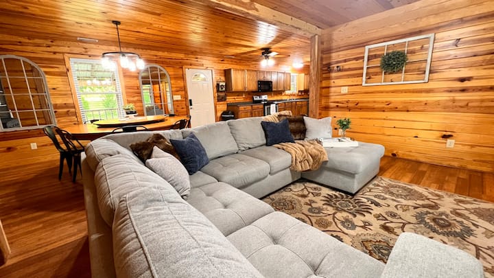 The Lodge At Yanahli - Columbia, TN